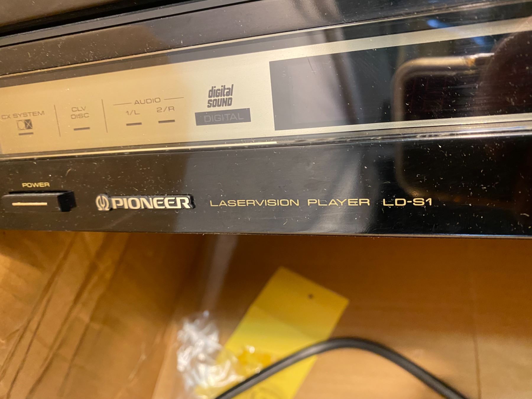 Pioneer laser disc player