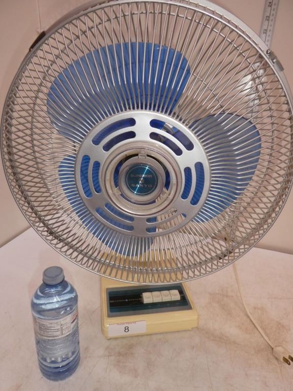 Super Sanyo oscillating table fan
