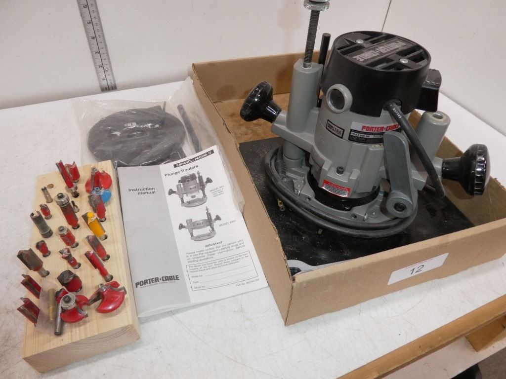 Porder Cable plunge router model 693