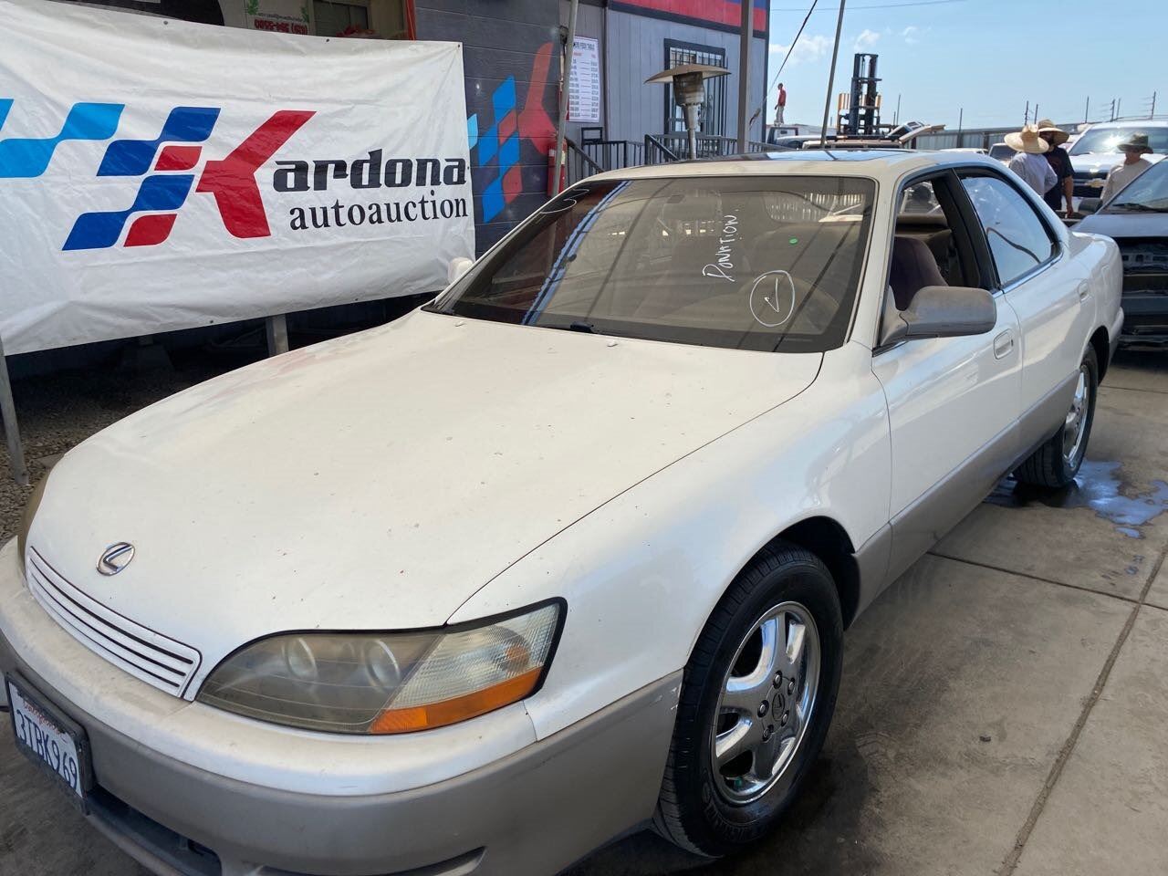 1996 LEXUS ES 300