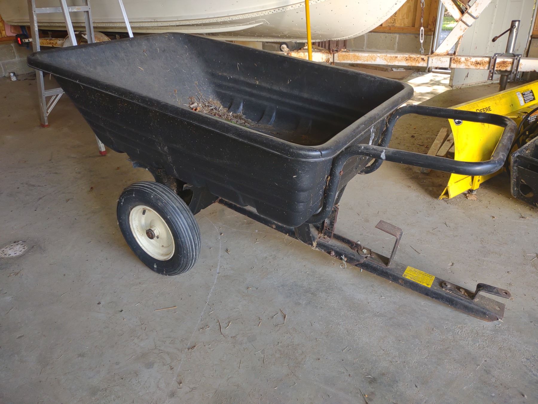 AGRI-FAB UTILITY LAWN DUMP TRAILER