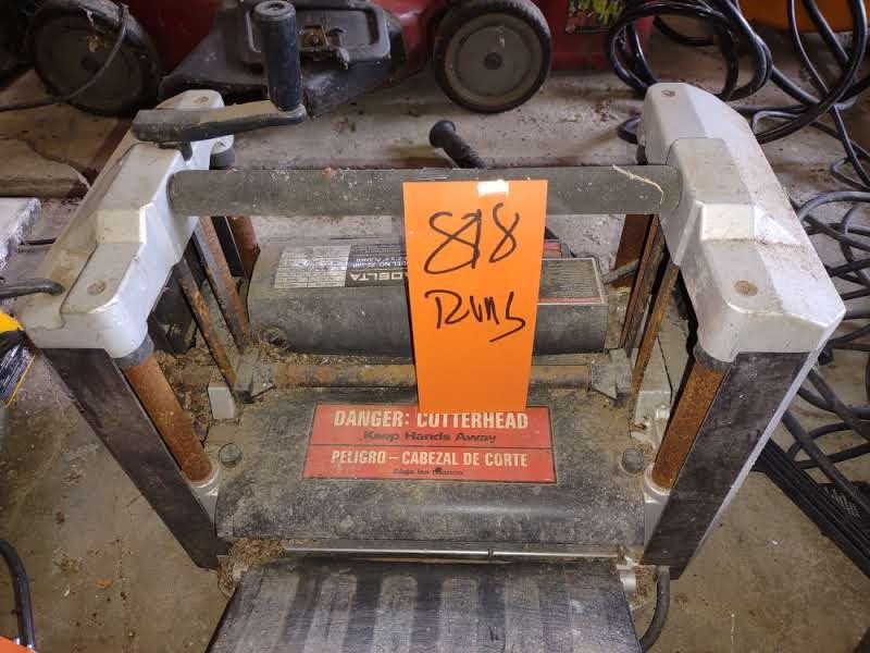 DELTA 12 1/2 " PLANER 22-560, WORKS