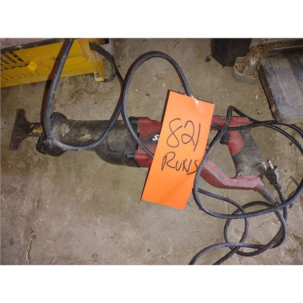 SKIL ELECTRIC RECIPROCATING SAW W/ SCRAPER ATTACHMENT, WORKS
