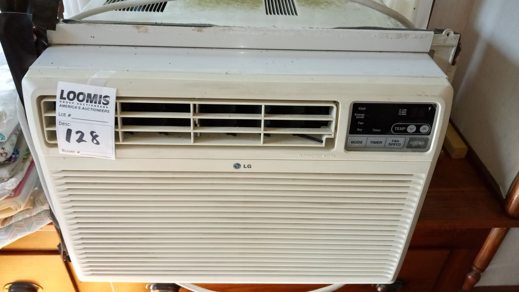 LG WINDOW AIR CONDITIONER LG WINDOW AIR CONDITIONER