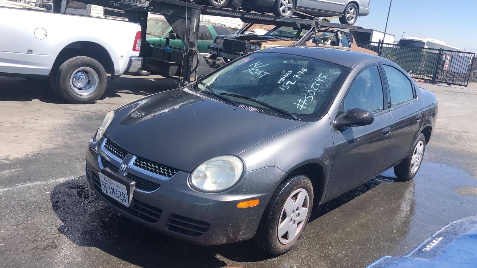 2004 Dodge Neon SE