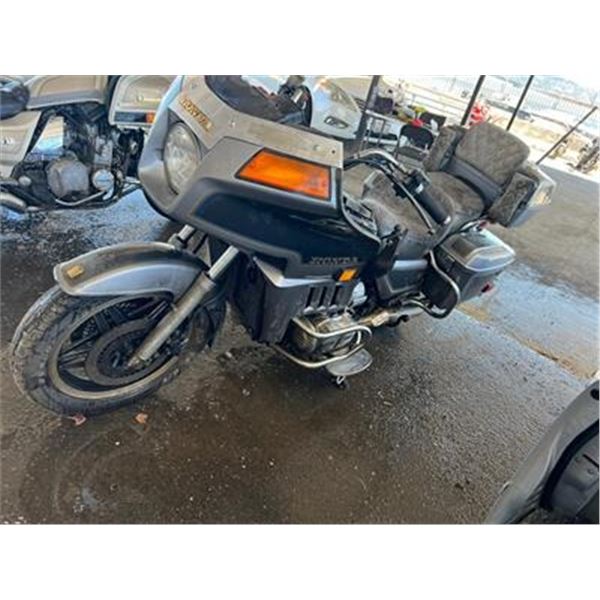 1982 HONDA GOLDWING