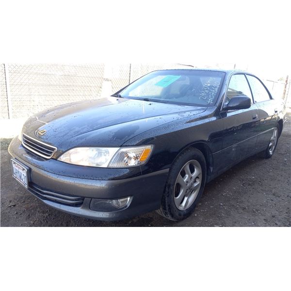 2000 Lexus ES 300