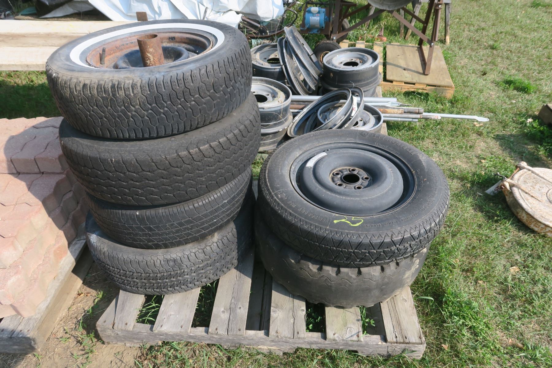 6 Spare & Assorted Tires (Cecil Ferry) - Schmalz Auctions