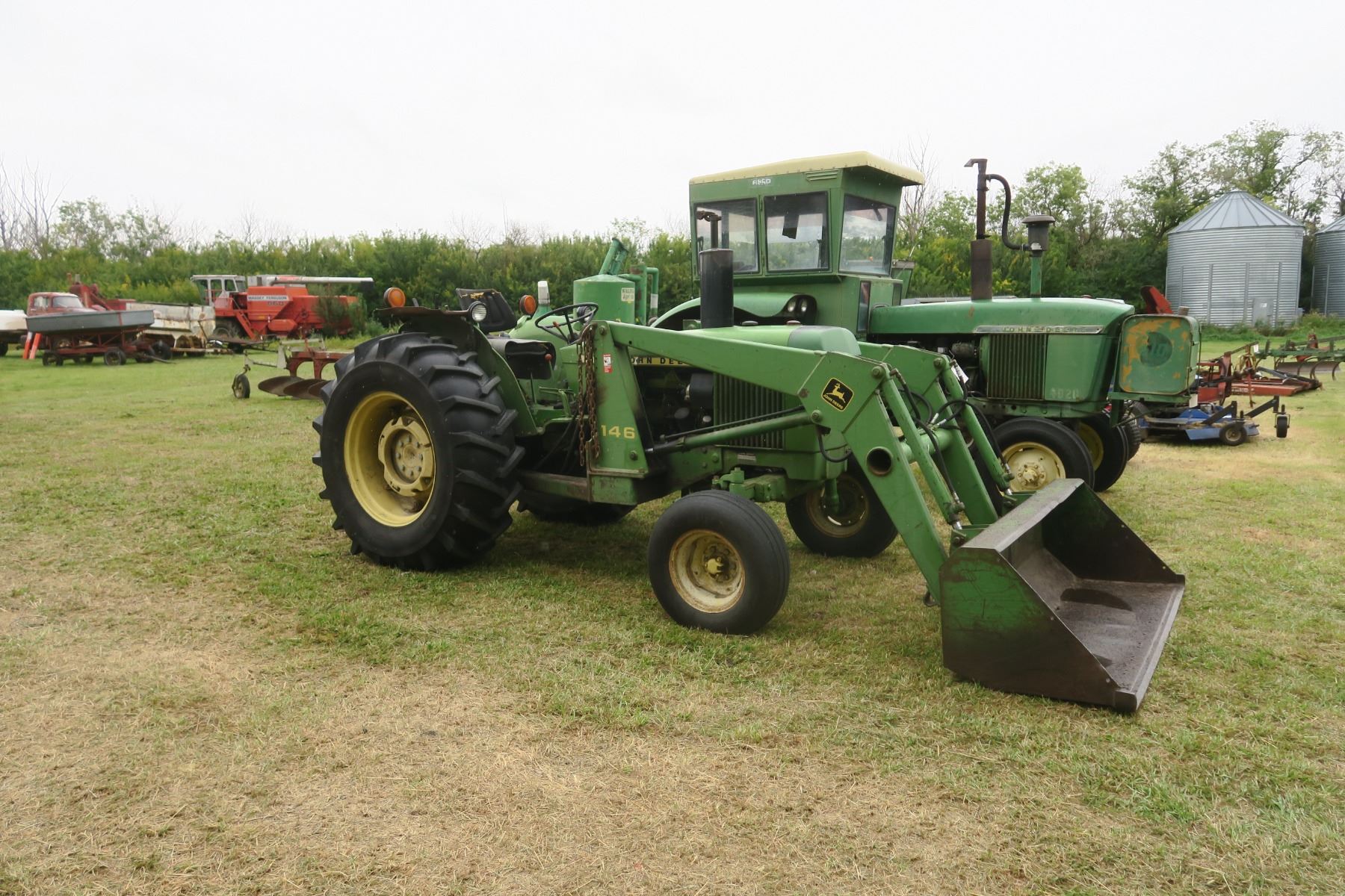 John Deere 2130 w/ JD 146 Loader - 2031hrs. - 3-Point Hitch, 18.4-30 ...