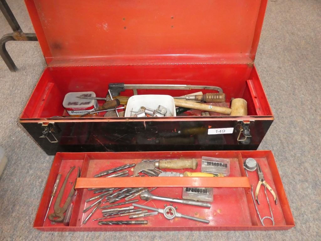 metal toolbox w/ assorted tools