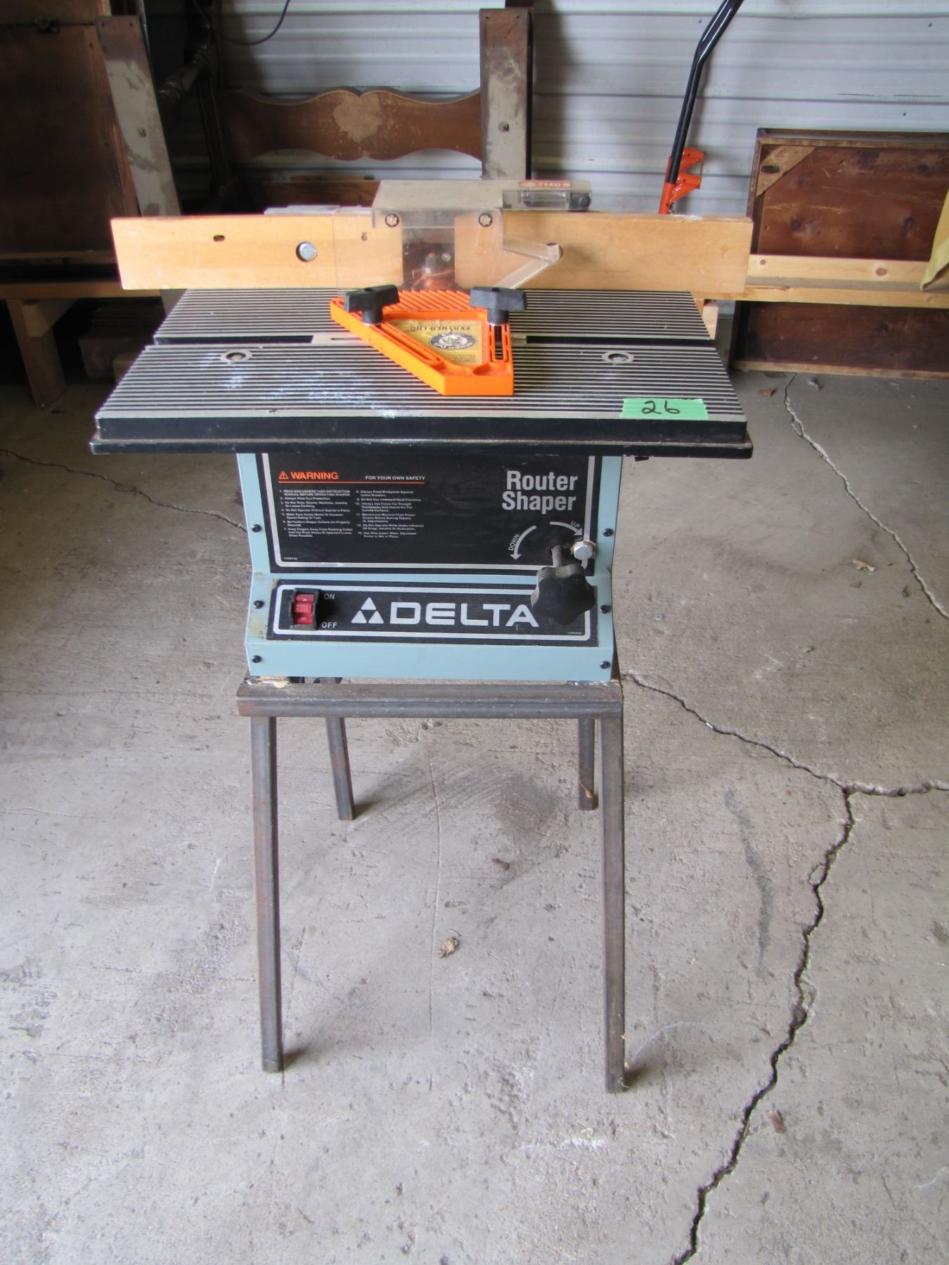 Delta router shaper on stand