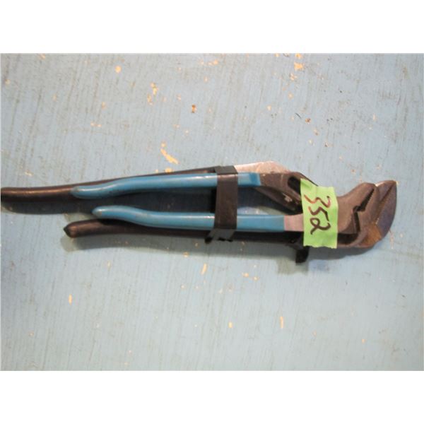 Lot of channel locks