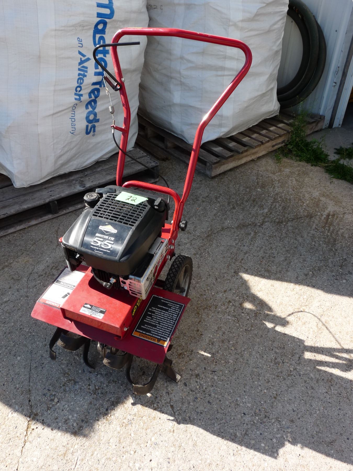 Front tine 5.5 horsepower rotor tiller