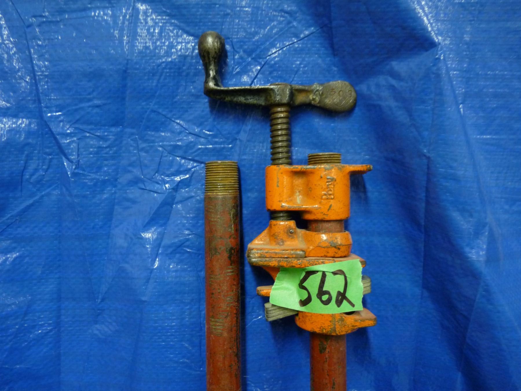 Pipe clamp with 2 foot, 3 foot and five foot lengths