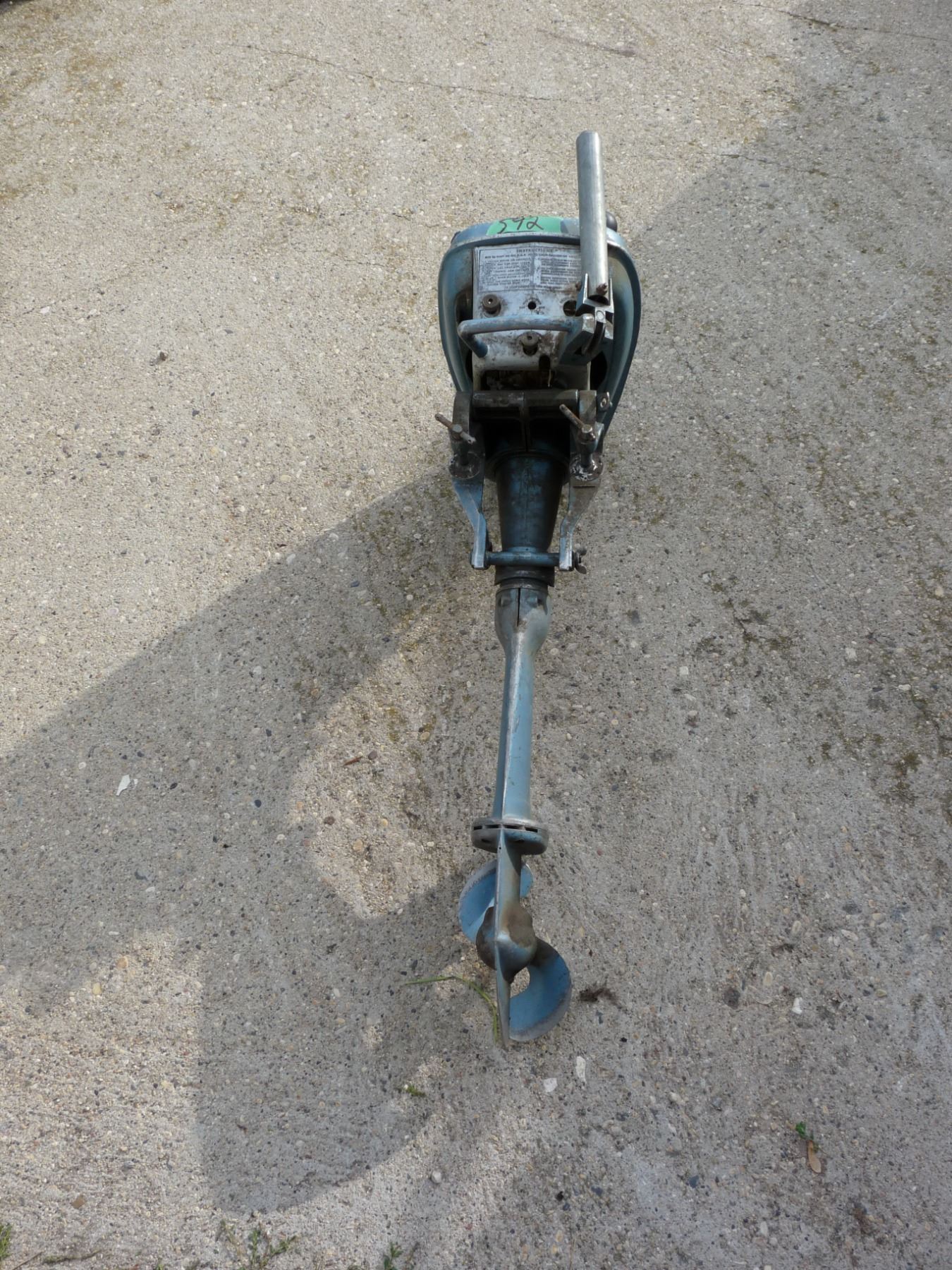 Blue ribbon champion outboard motor - pulls over