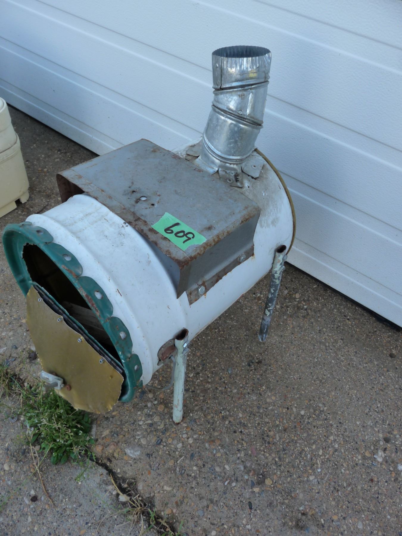 Shop built ice shack stove - built from 5 gallon pail