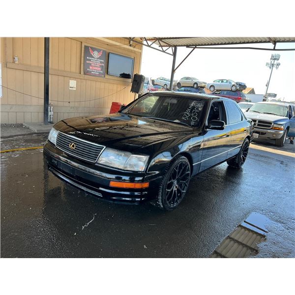 1996 Lexus LS 400