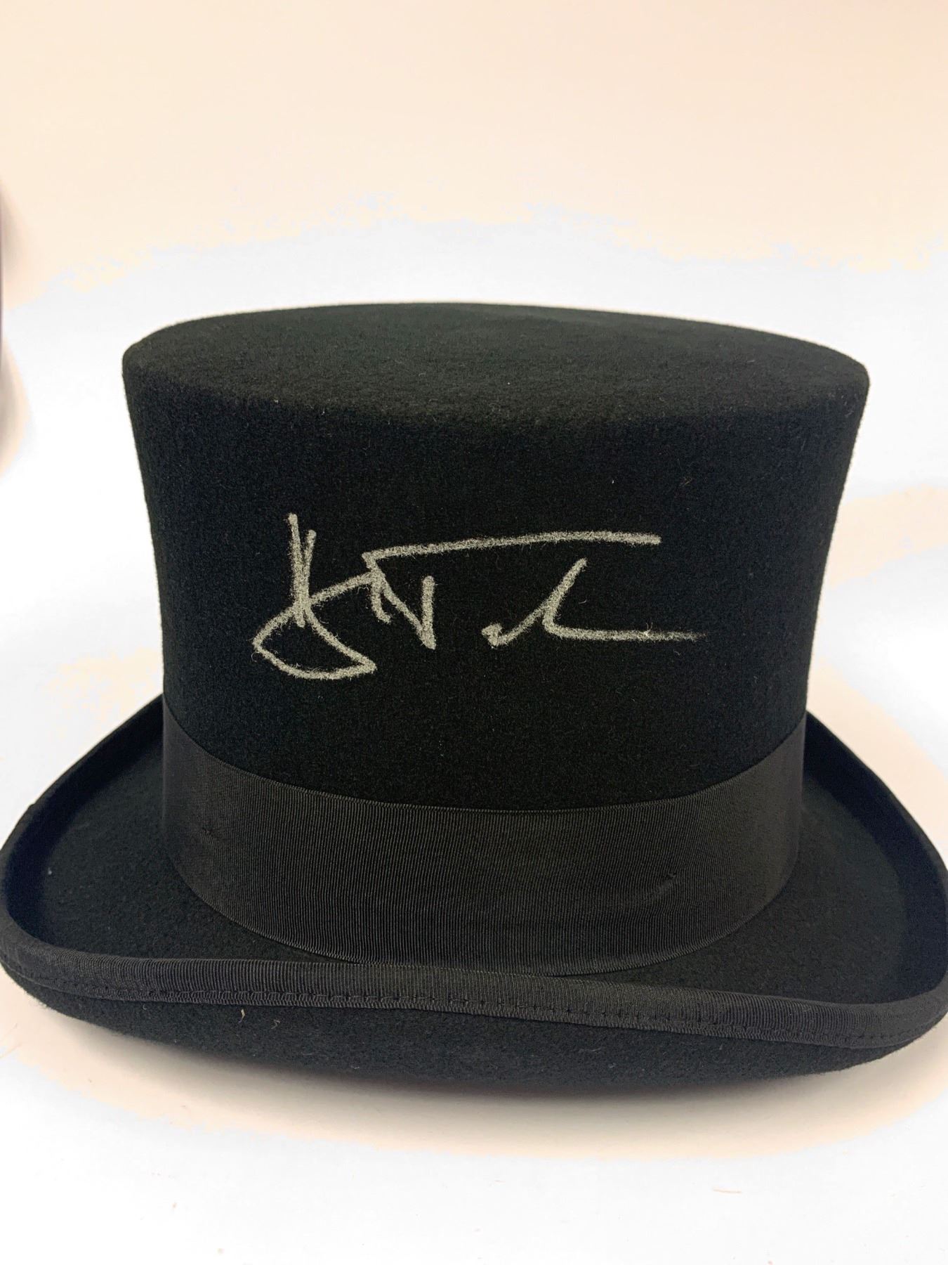 Autograph Signed Greatest Showman Hat