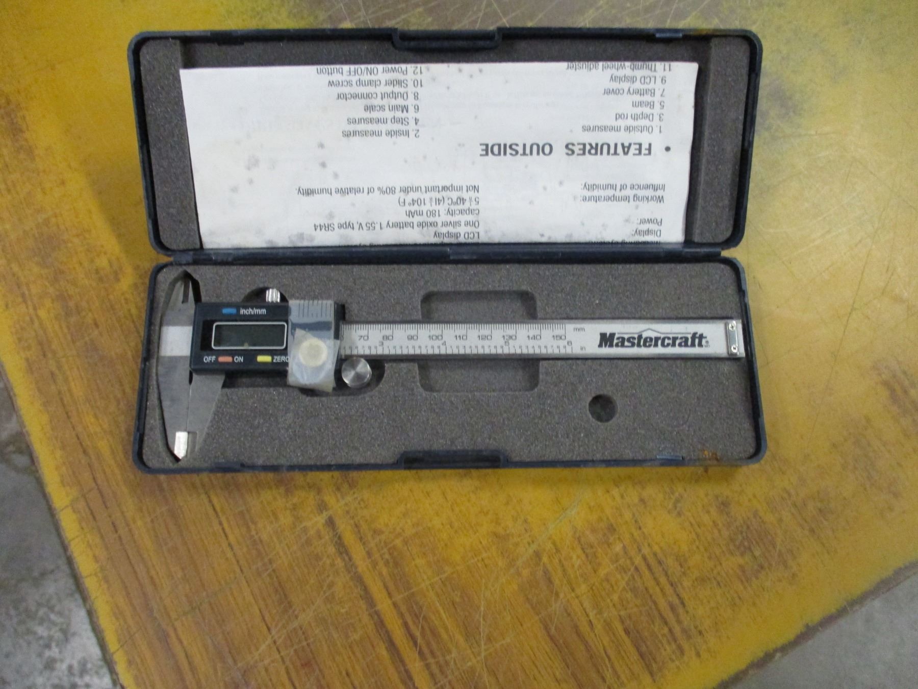 MASTERCRAFT DIGITAL CALIPER IN CASE