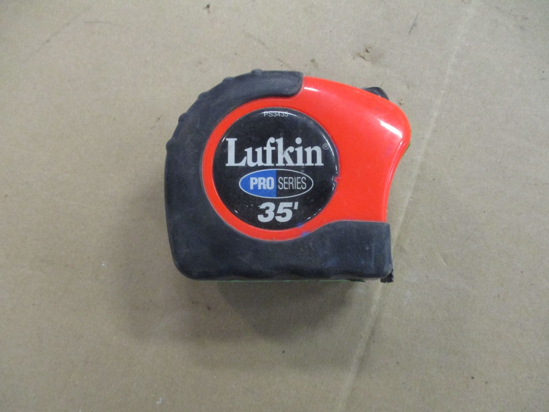 35' LUFKIN TAPE MEASURE