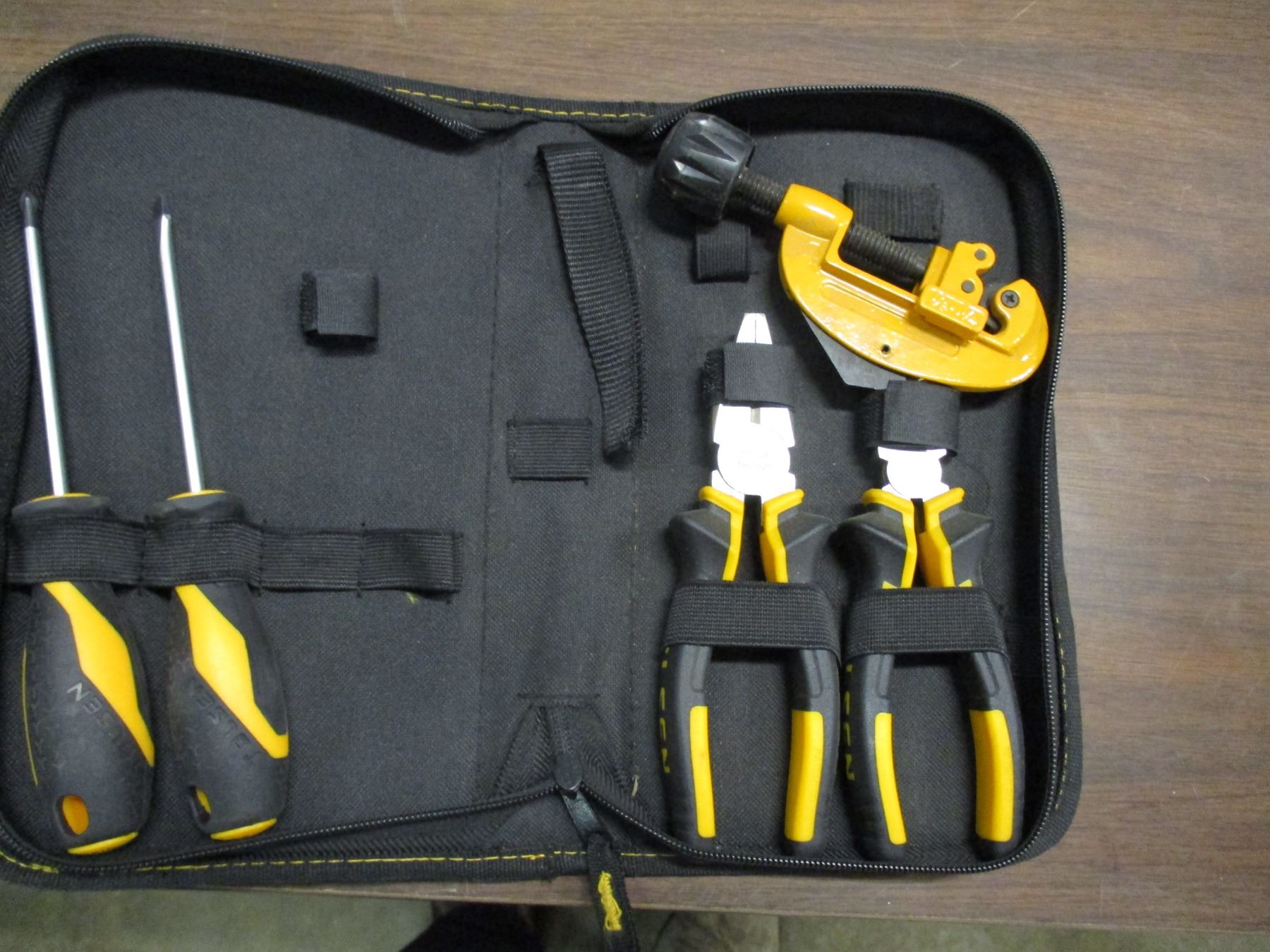 PARTIAL TOLSEN TOOL KIT