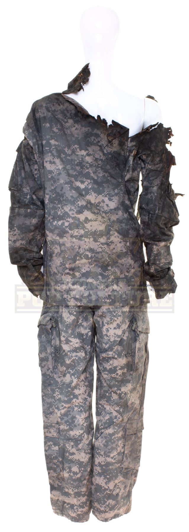 Escape Room (2019) – Amanda Harper’s Distressed Uniform – 16-186