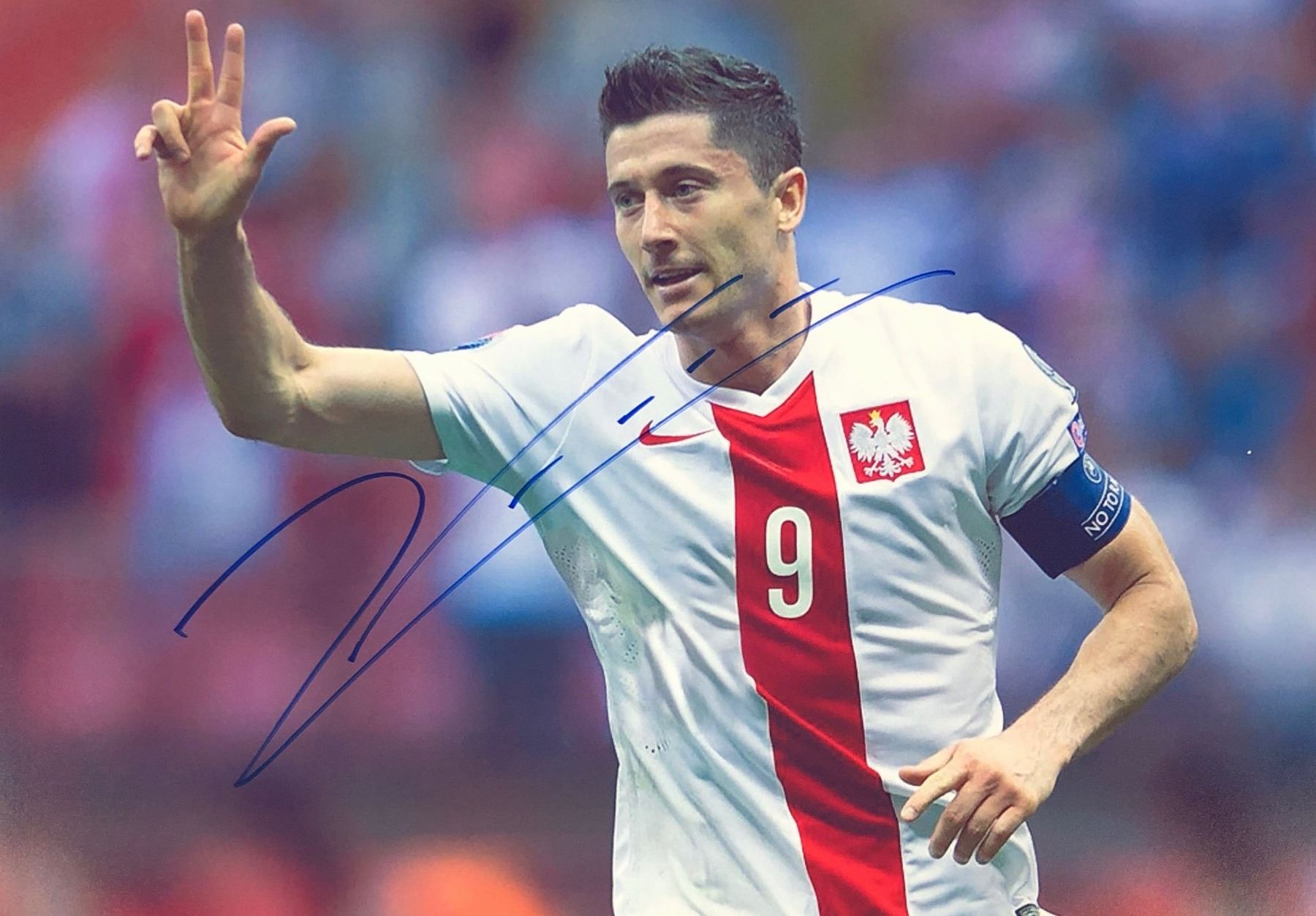 Robert Lewandowski Autograph Signed Photo
