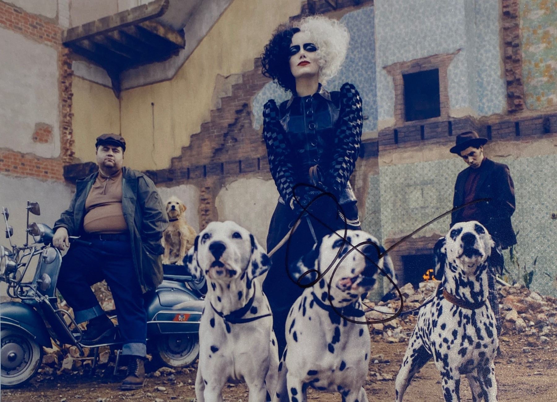 Autograph Signed Creulla Photo