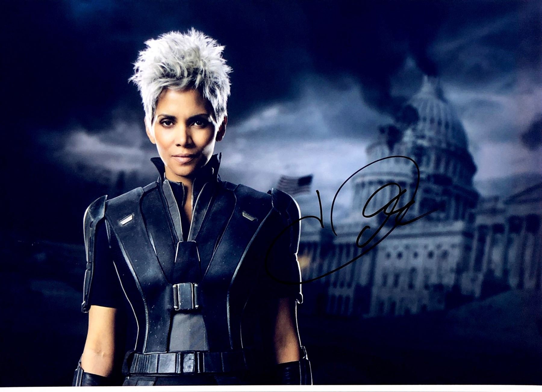 Halle Berry Autograph Signed Xmen Photo