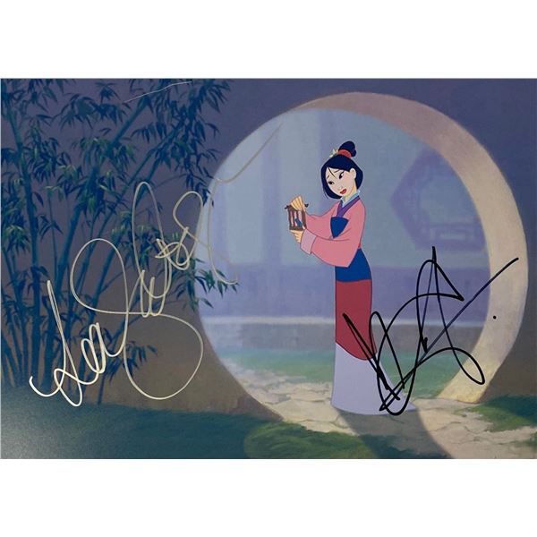 Autograph Signed Mulan Lea Salonga Photo
