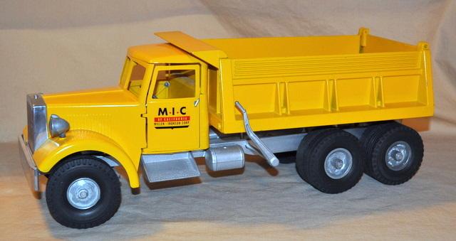 S-M MIC Yellow Tandem Mack Dump Truck