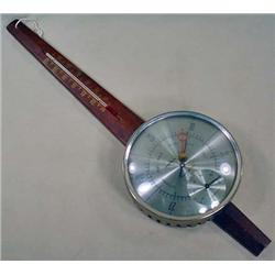 VINTAGE AIRGUIDE BAROMETER