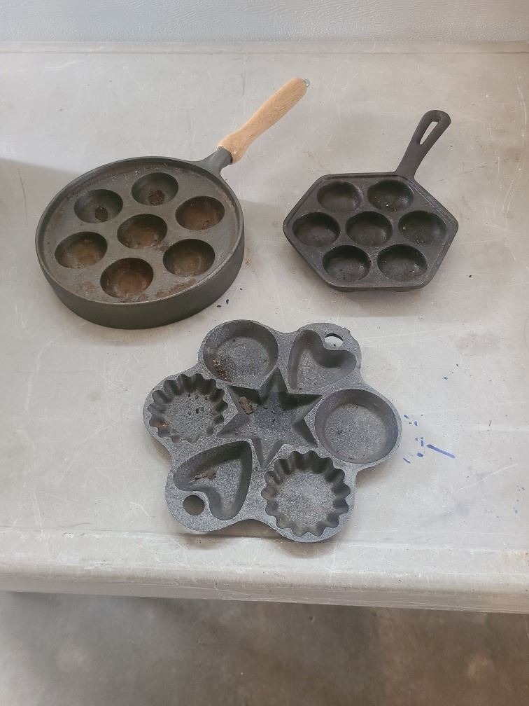 Vintage Aebleskiver pan x 2 and 1 cast iron heart star pan - Schmalz ...