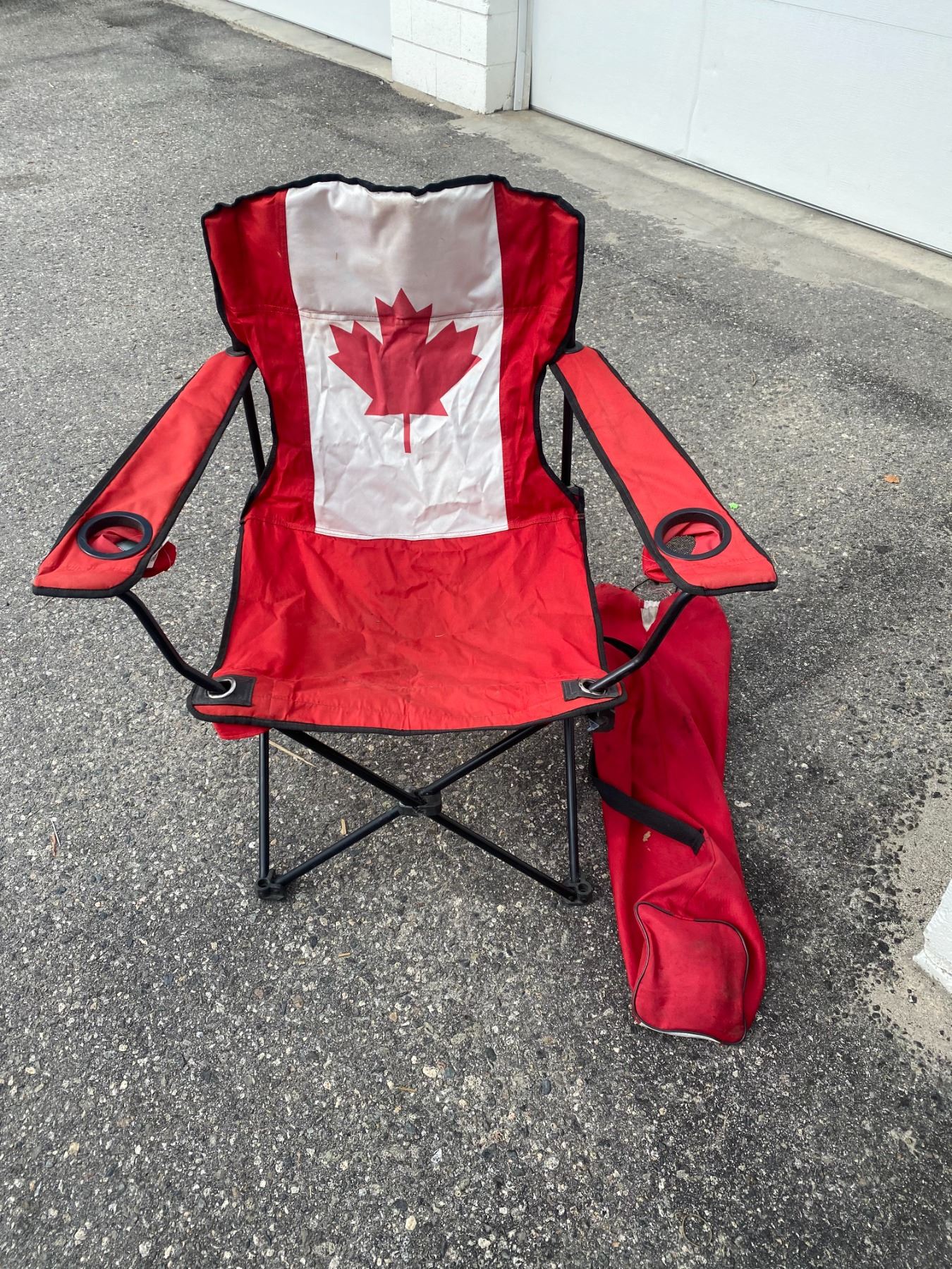 Canada folding chair