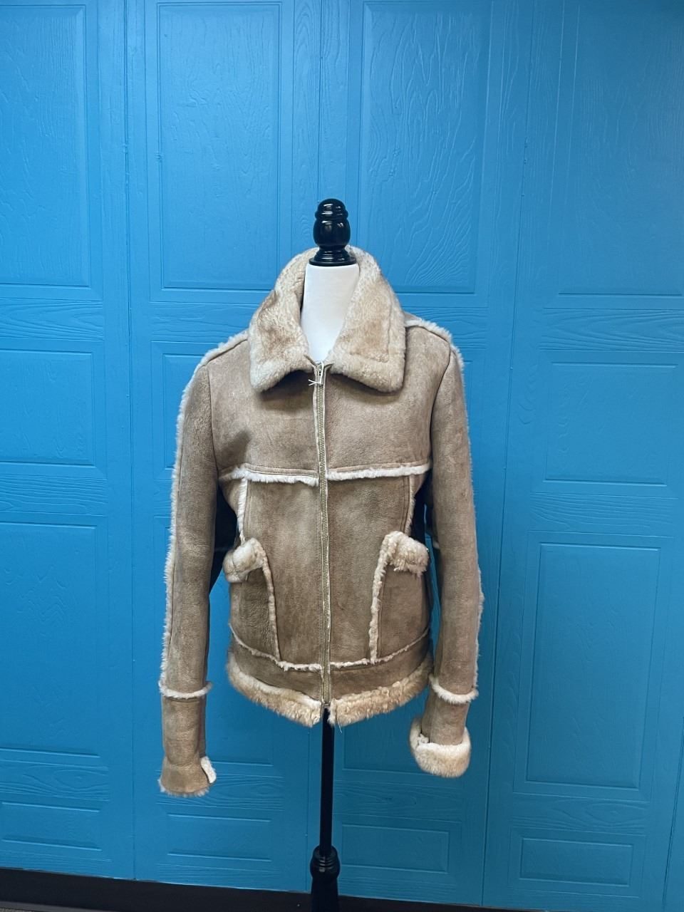 Pig Skin Coat, Lamb Fur size meduim/small