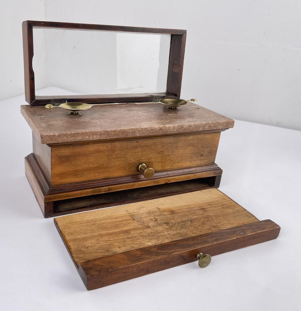 Antique Frontier Gold Assayers Scale