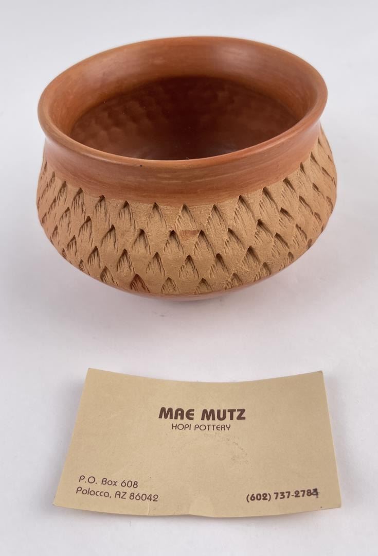 Mae Mutz Hopi Native American Indian Pottery Pot