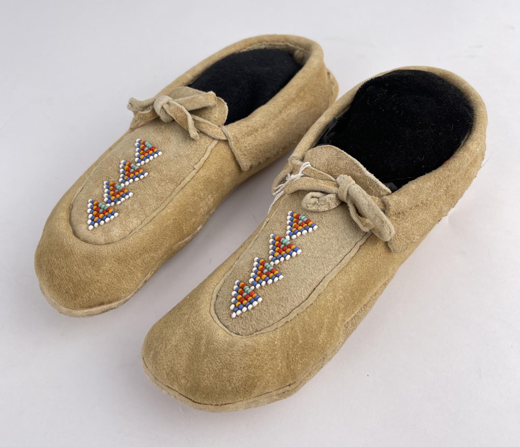 Plains Native American Indian Beaded Moccasins