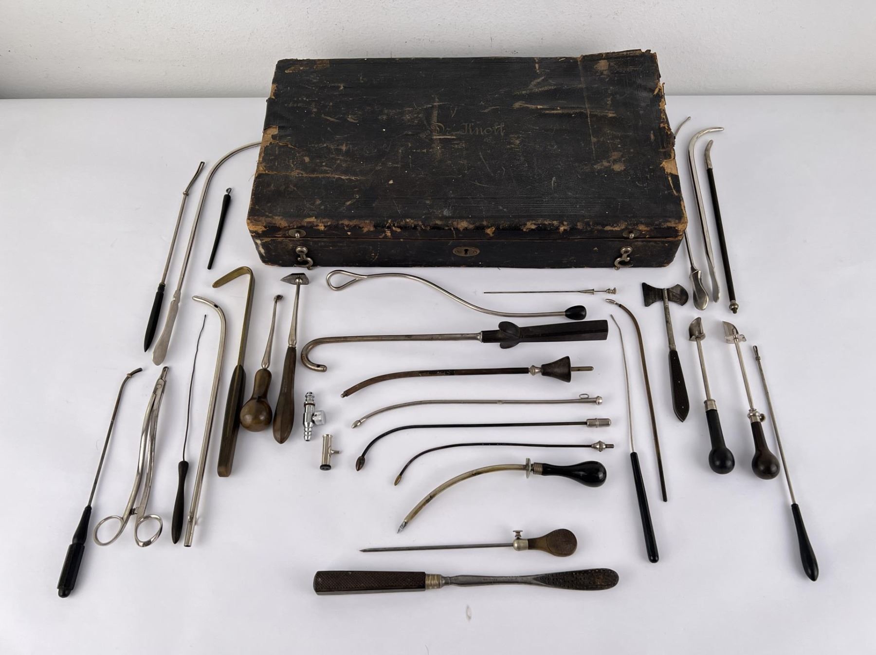 Antique Surgical Doctors Tool Set Leiter