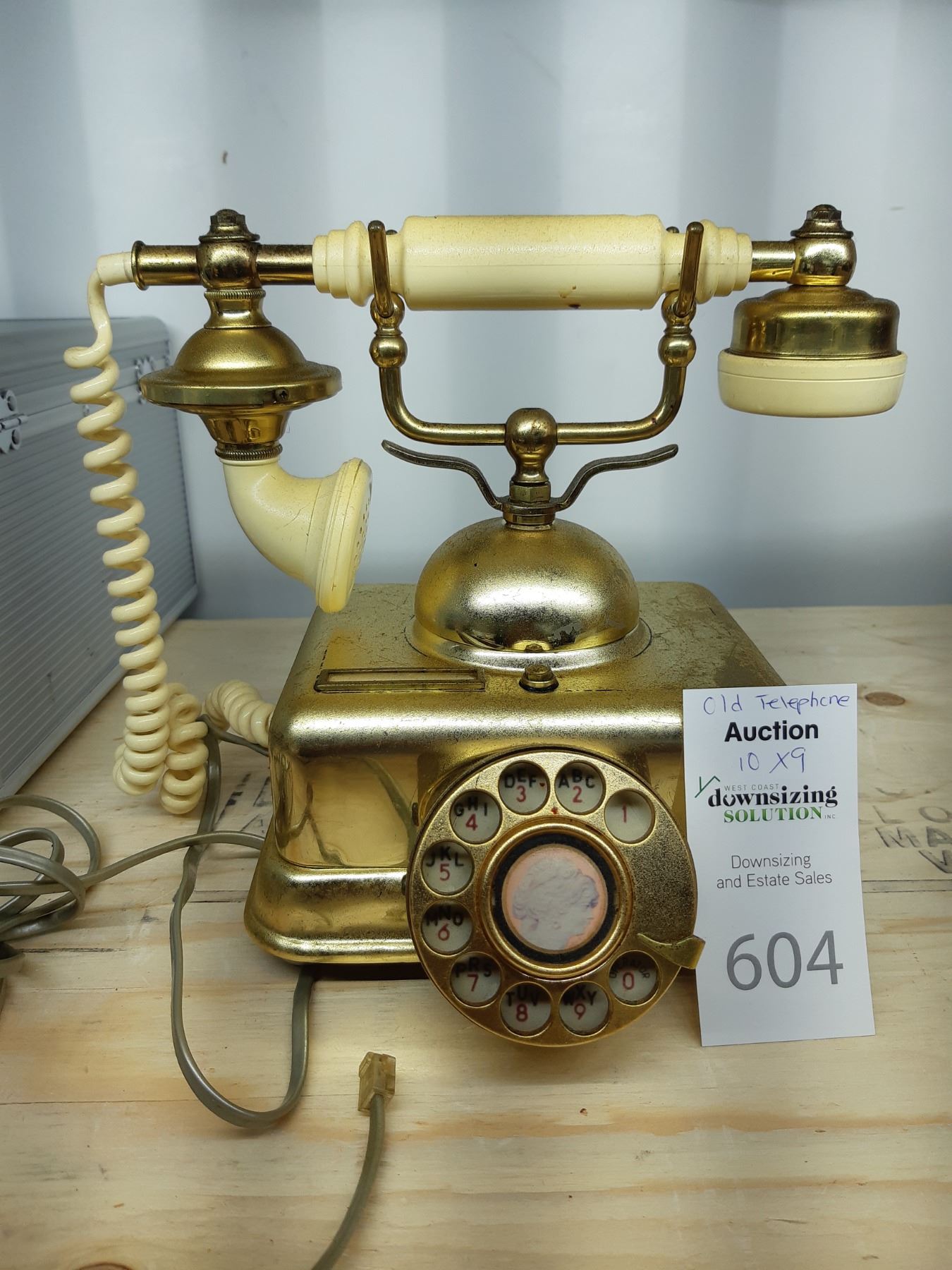 Old Telephone Cat A