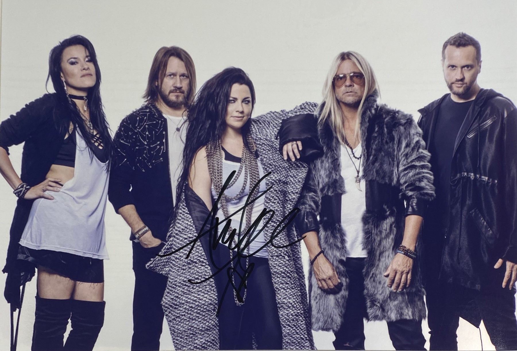 Autograph Signed Amy Lee Photo