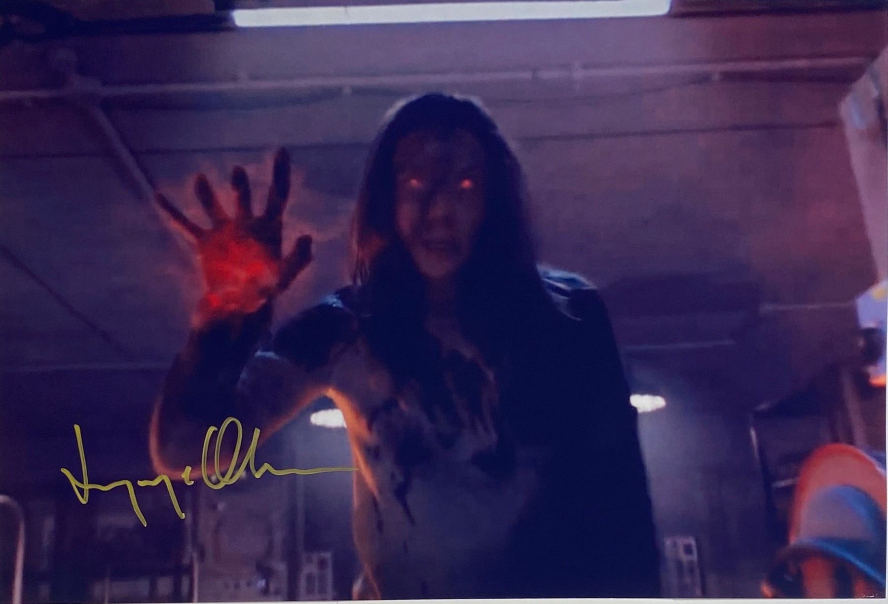 Autograph Signed Doctor Strange in the Multiverse of Madness Photo