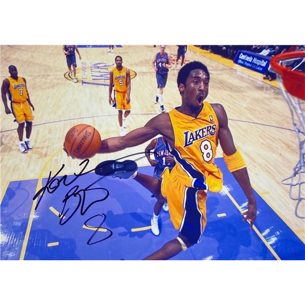 Autograph Signed Kobe Bryant Photo