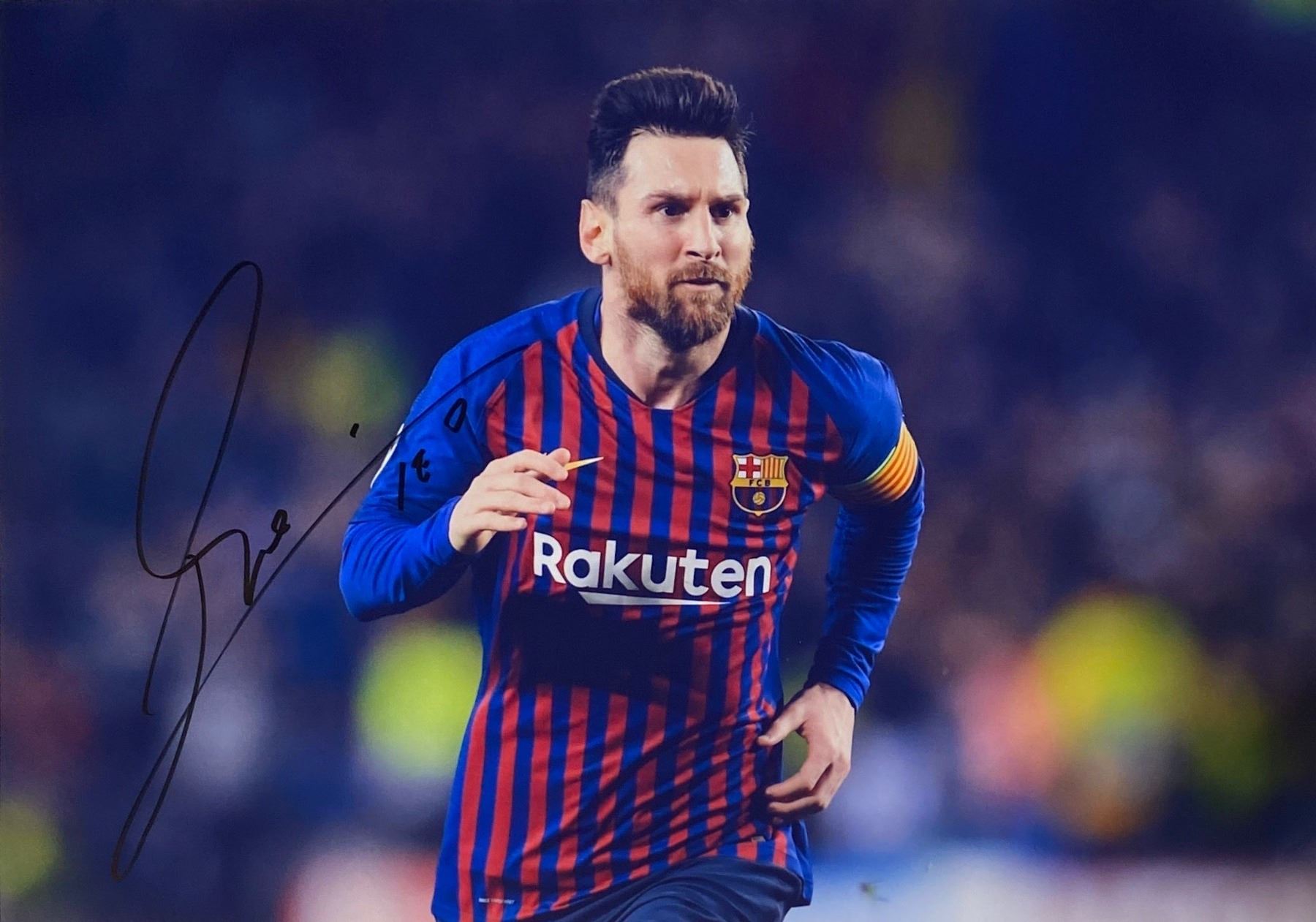Autograph Signed Lionel Messi Photo