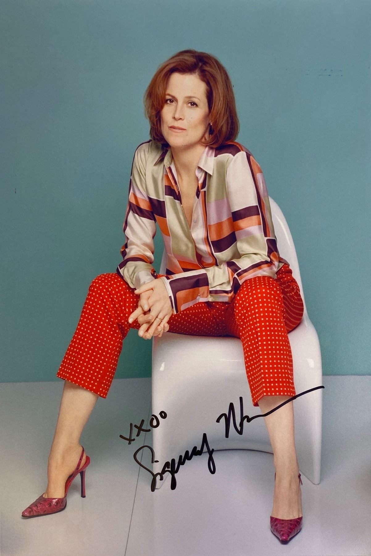 Autograph Signed Sigourney Weaver Photo