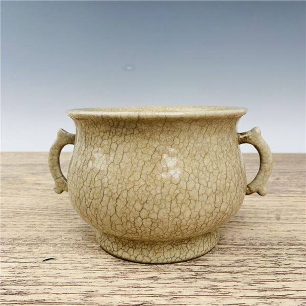 Chinese ge kiln porcelain incense burner