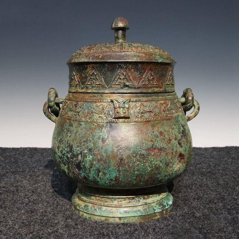Chinese bronze ware wine pot