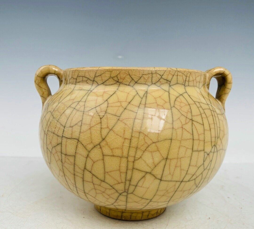 Chinese ge kiln porcelain jar