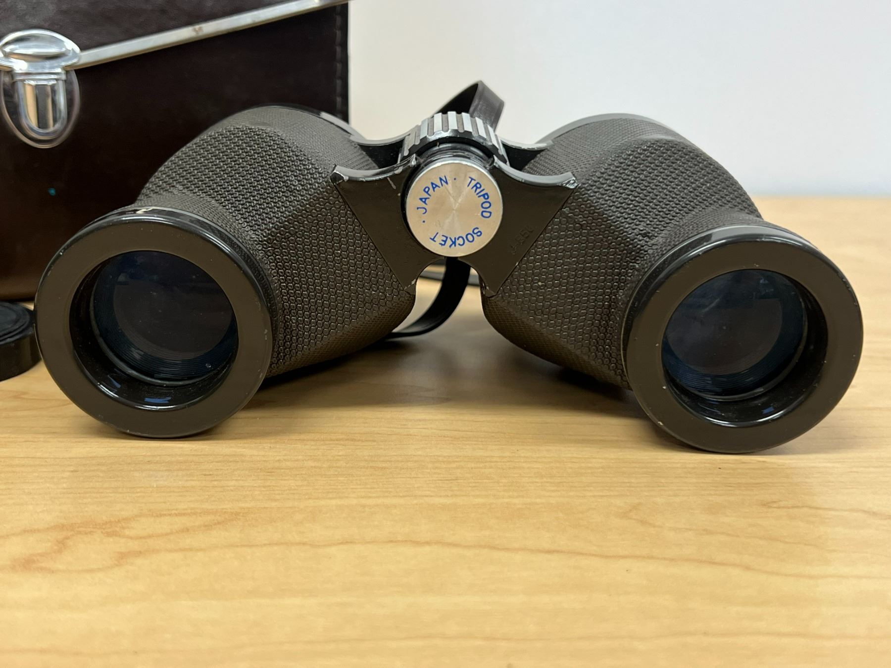 Skyline Extra Wide Angle 7x35 Binoculars w/case