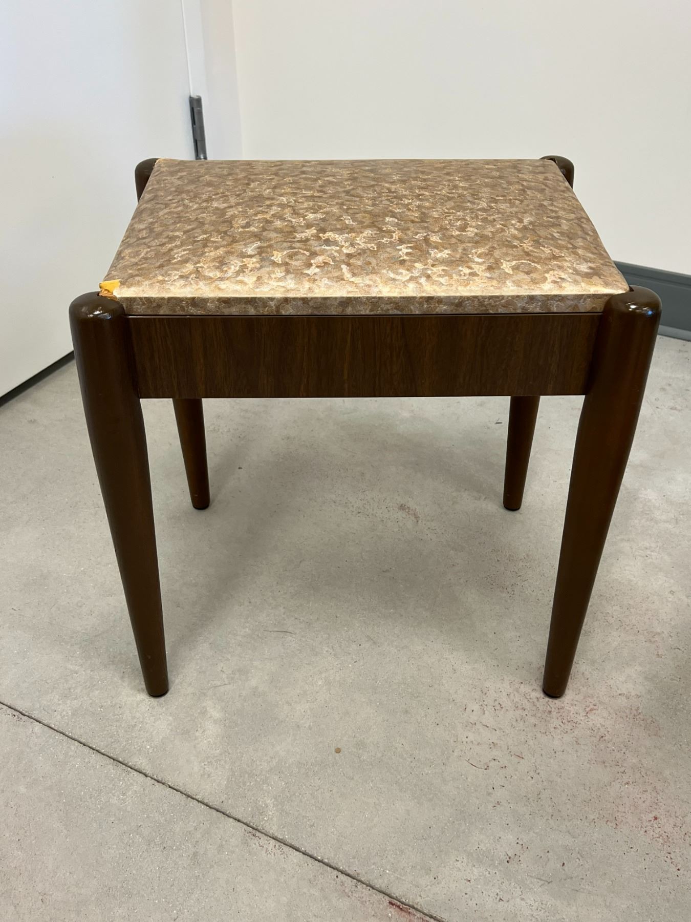 Full Mid Century Sewing Stool / Bench w/accessories (approx: 17.5x14 ...